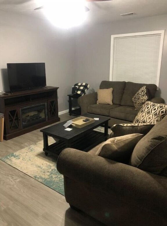 Quiet 3-bedroom Condo On The End Of The Block. - Grand Island, NE