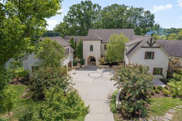 Stunning Luxury Villa On The Lake - Play In Nashville, Relax At The Lake! - Gallatin, TN