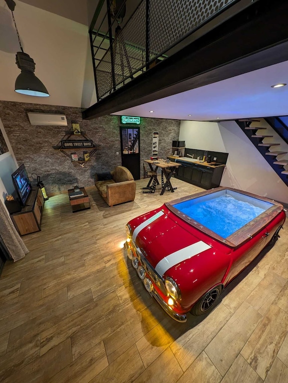 Loft Insolite Avec Jacuzzi Privatif Et Vue Lac - Savoie