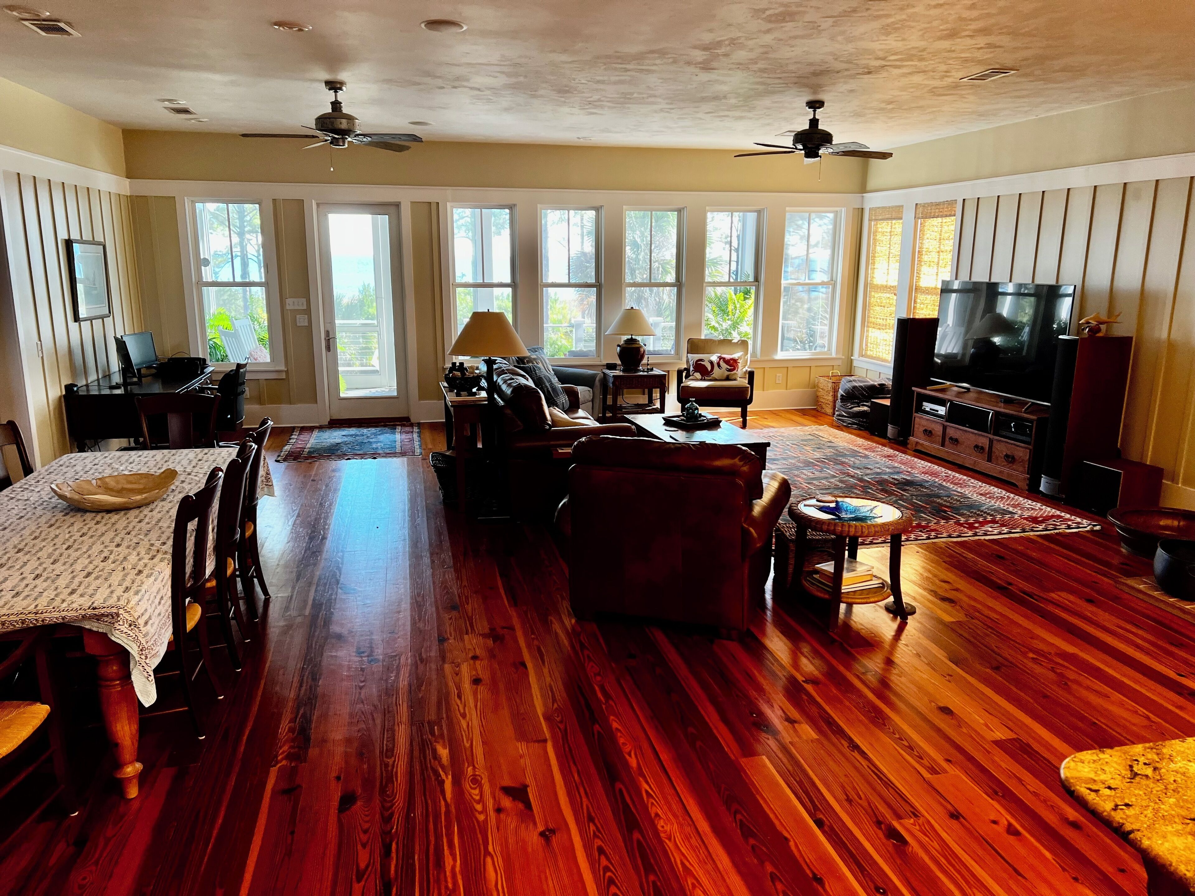 Upscale Beachfront Family Home On Carrabelle Beach-florida's Least Crowded Beach - Carrabelle, FL