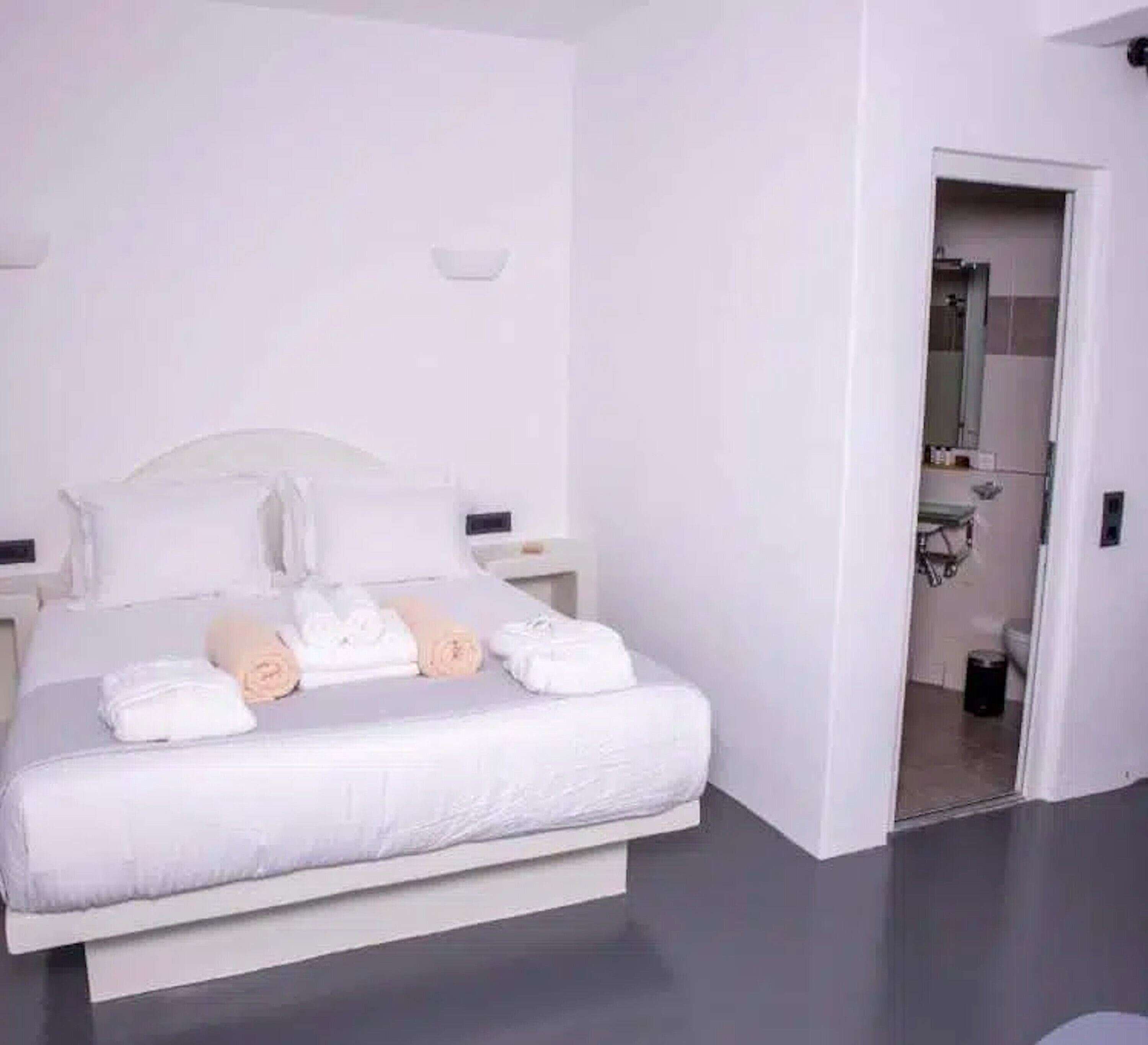 Magical Santorini Villa | 1 Bedroom | Deluxe Suite | Beautiful Sea Views &. - Santorini