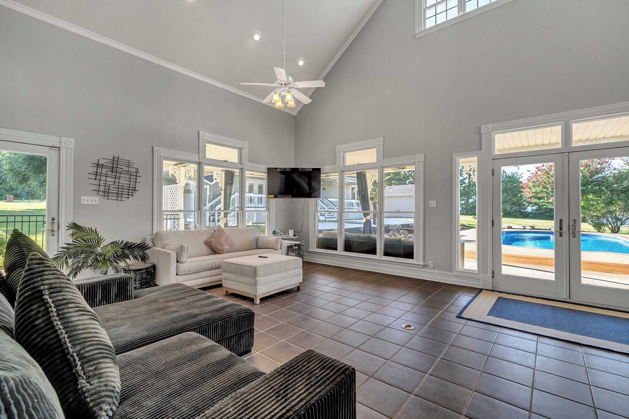 Stay Tyler @ Villa Grande - Chandler, TX