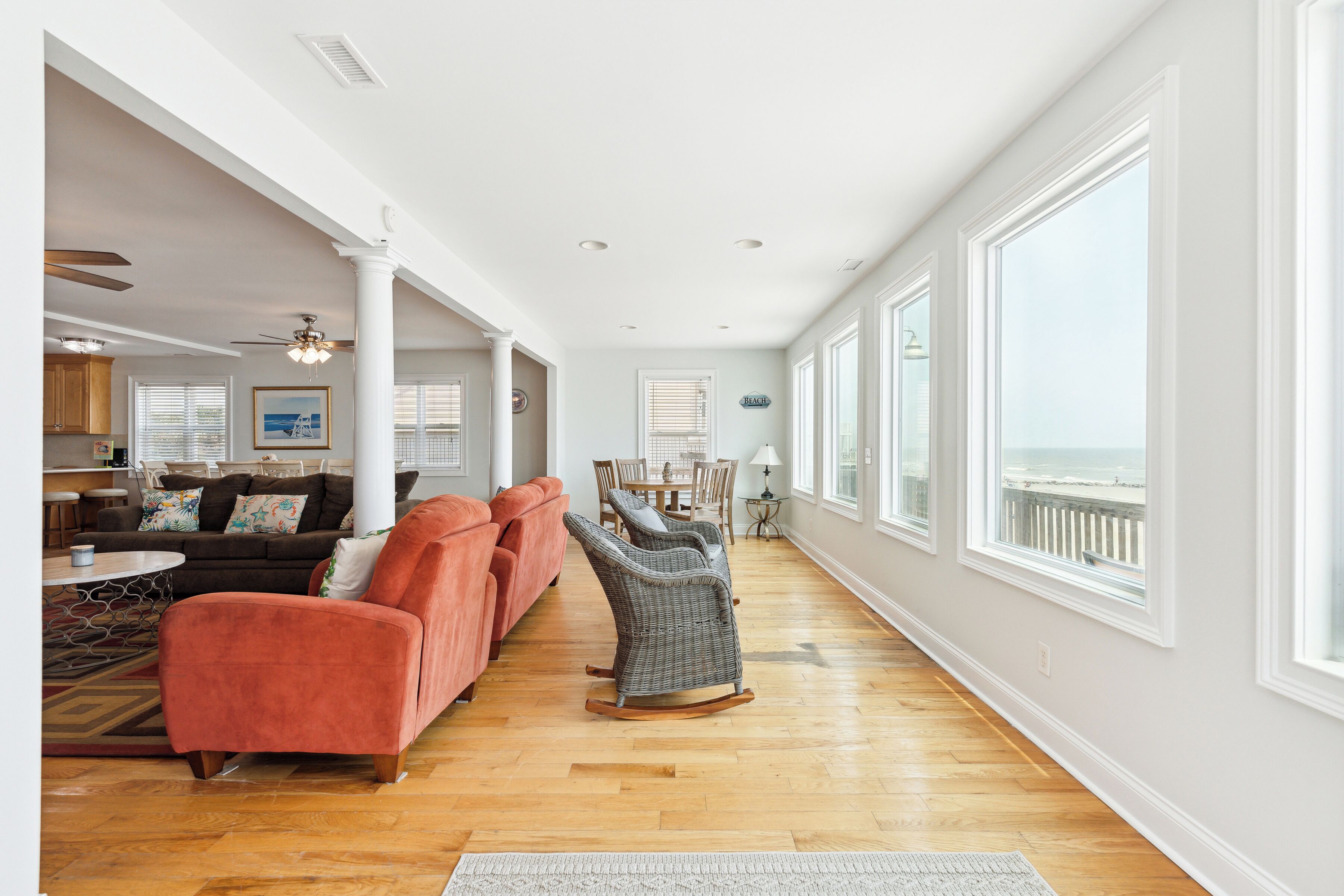 1575 East Ashley! Direct Beach Access, Free Wifi, Wrap-around Oceanfront Porch - Folly Beach, SC