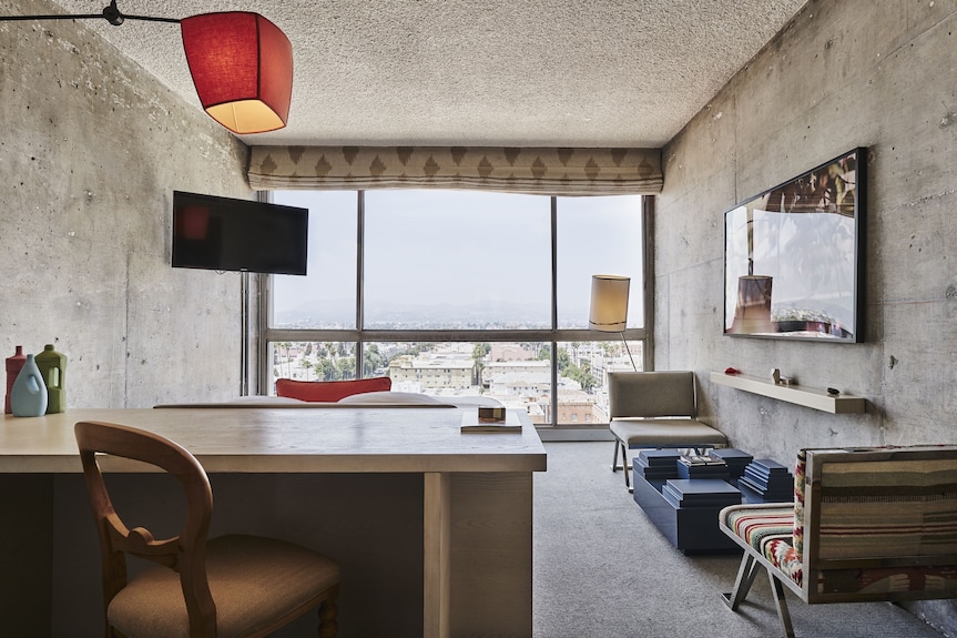 Studio At The Line Hotel Los Angeles, Pets Are Allowed, Swimming Pool Onsite! - Los Angeles