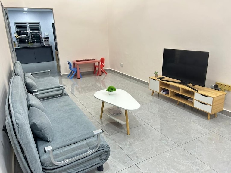 Cozy House In Seremban Central With Air-cord And Wifi - Seremban