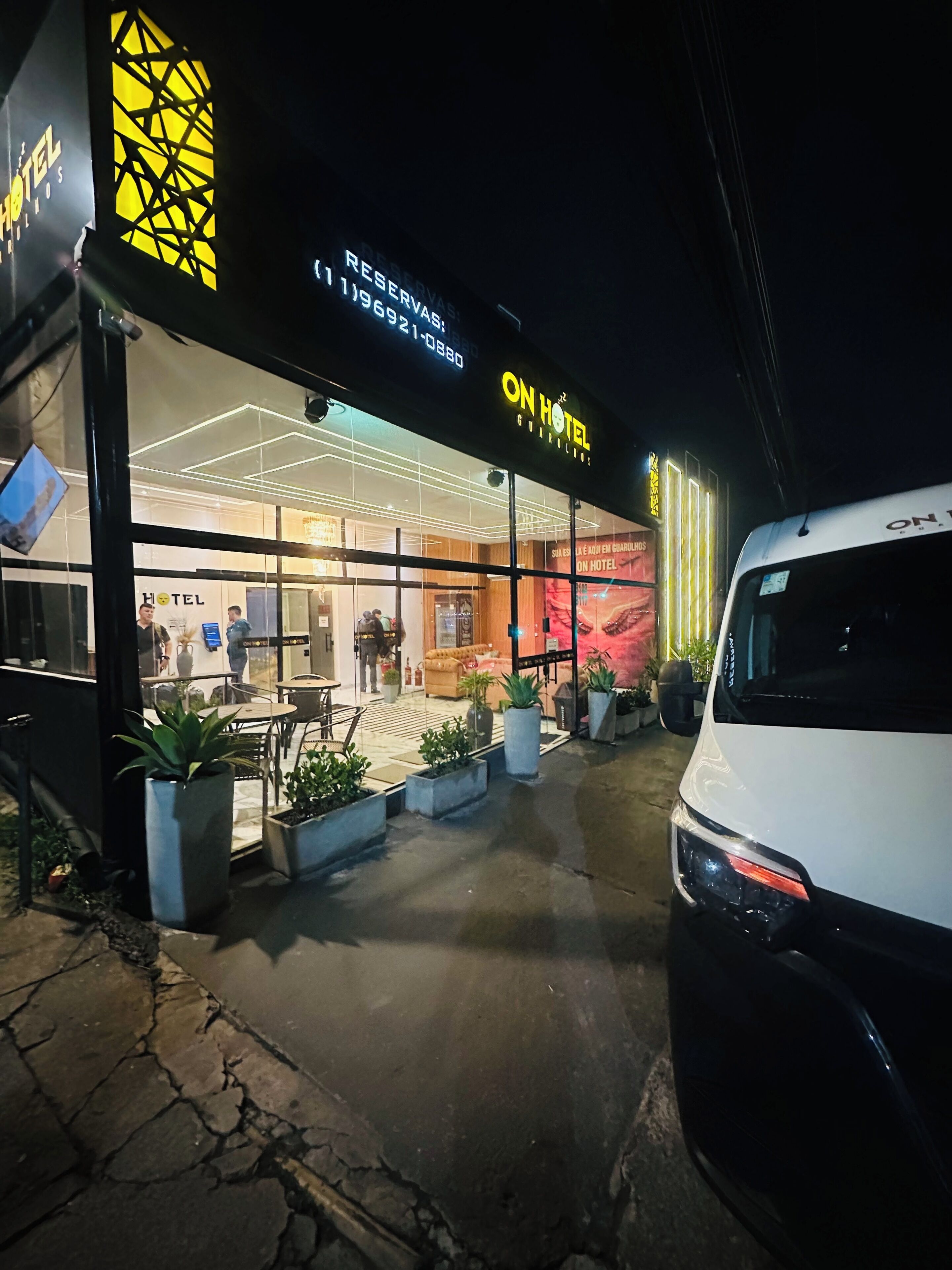 Smart TV 32 polegadas com canais digitais