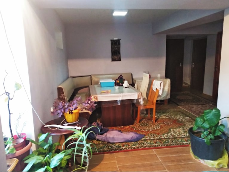 3 Floor Quite Cottage Wtih Scenic View To Mountains In Dushanbe - Dushanbe