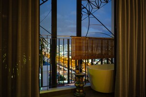 Executive Room with Balcony | Terraço/pátio