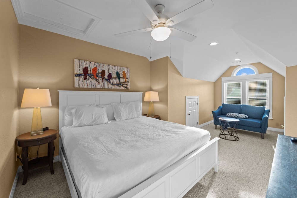 Beach Break at Cambridge Cove 3 Bedroom Deluxe Townhome, Includes ...