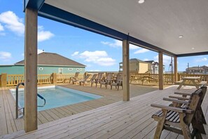 Texas Music House: 6 BR, 6 BA House in Crystal Beach , Sleeps 22 ...