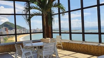 Apartamento | Opções para refeição ao ar livre