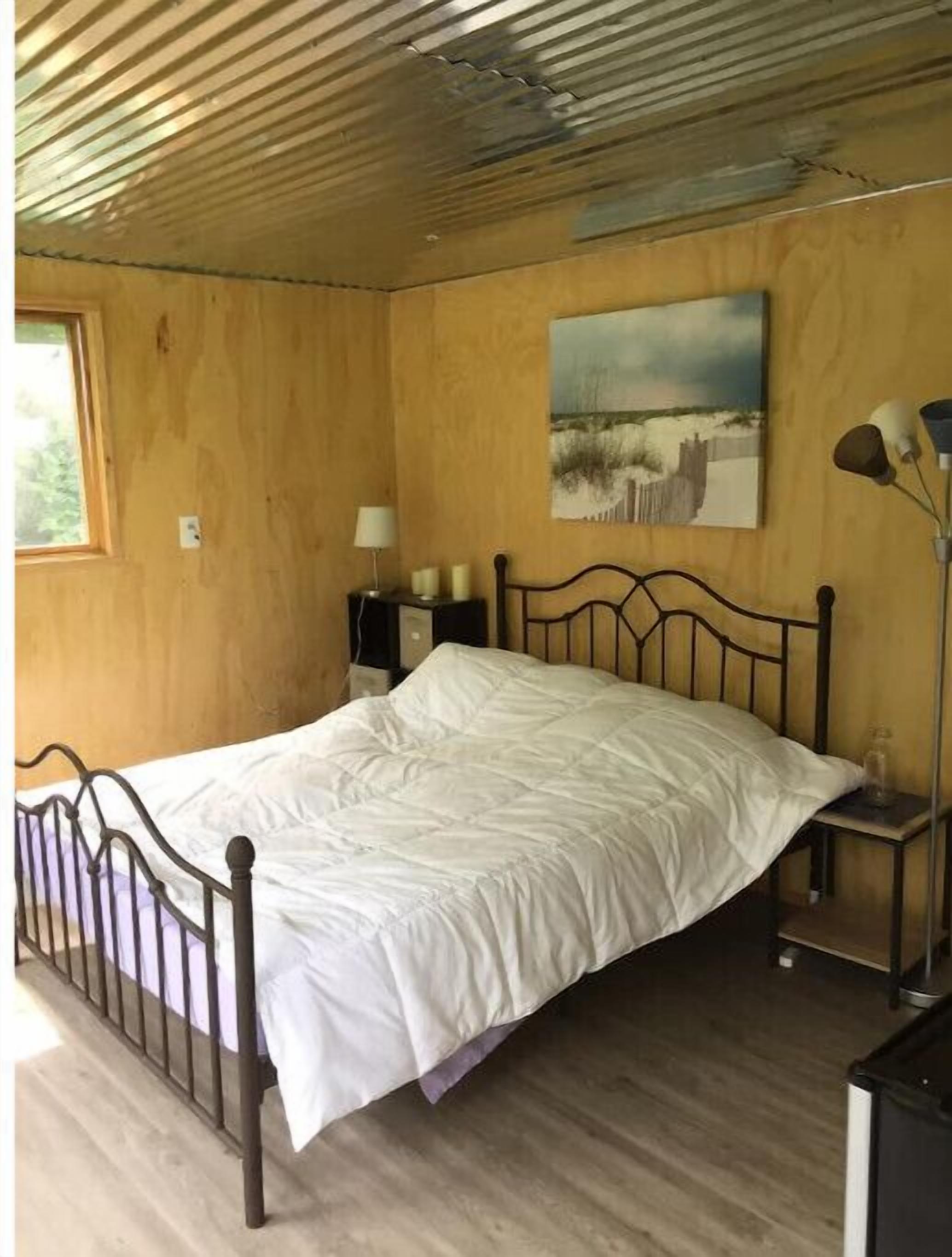 Tiny Cabin With Privacy, Comfort And Mt Views\n - Ellenville, NY