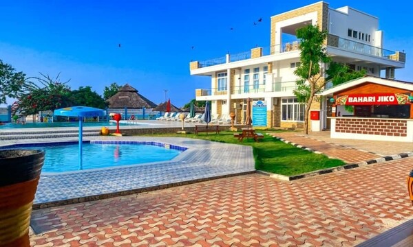 Sun N Sand Beach Resort - Dar es Salaam