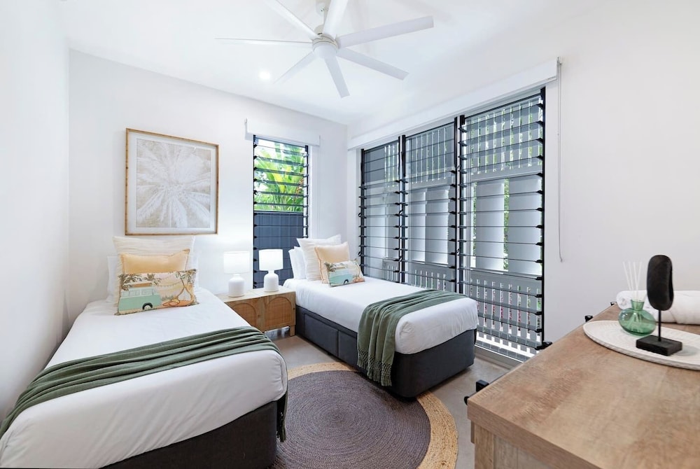 Gardens Villa A Sumptuous Poolside Family Oasis - Darwin