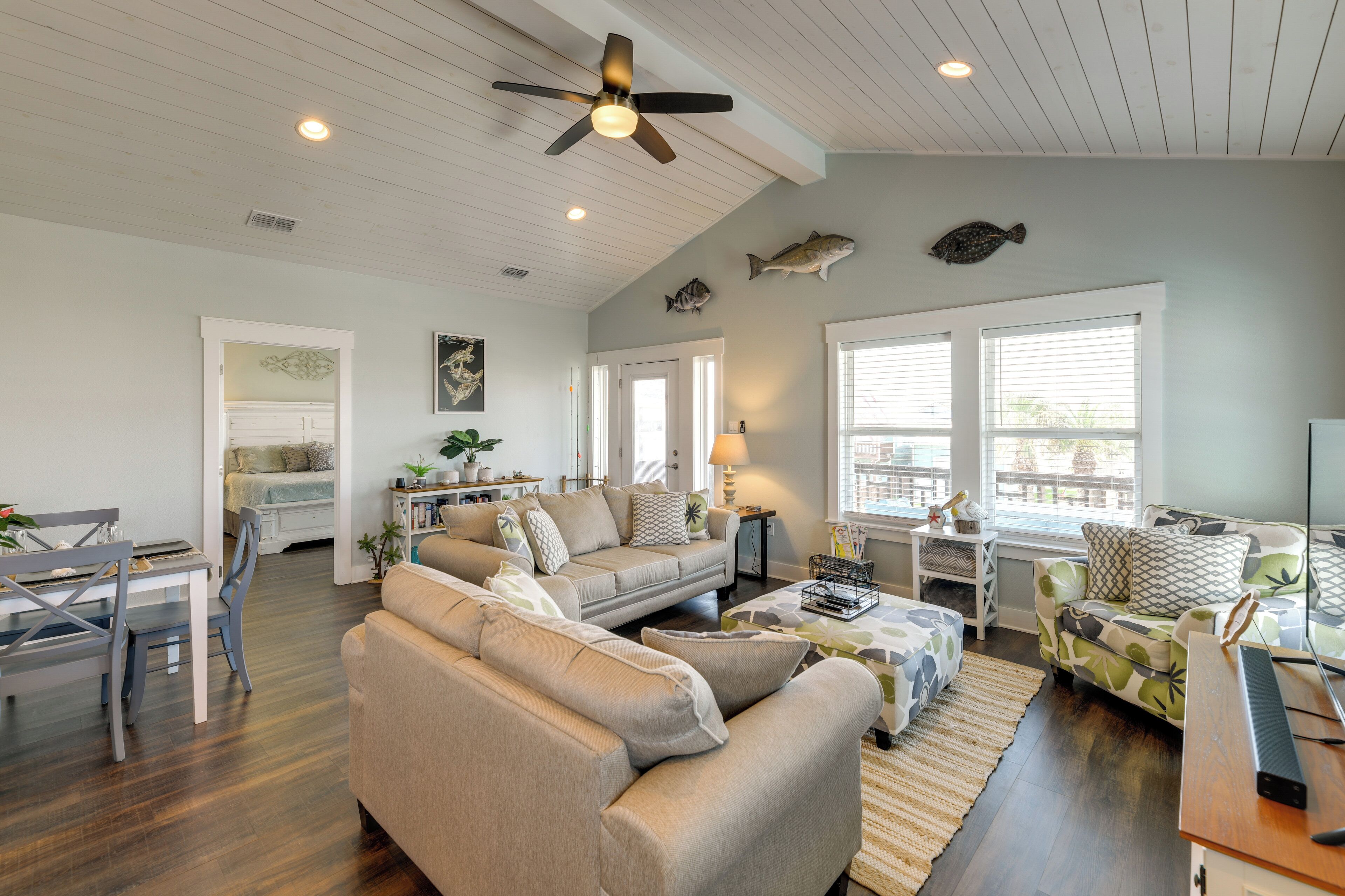 Resort Perks: Waterfront Rockport Home! - Rockport, TX