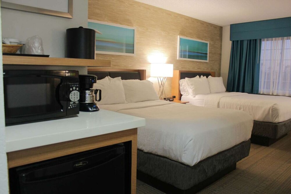 Spacious Good-value Accommodation! 3 Posh Units, Near Anaheim Gardenwalk! - Anaheim