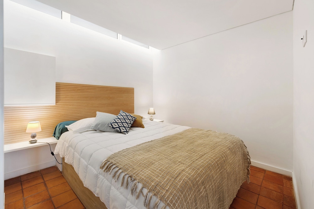 Vakantiehuis 'Estoril Art And Surf' Met Balkon, Wifi En Airconditioning - Estoril