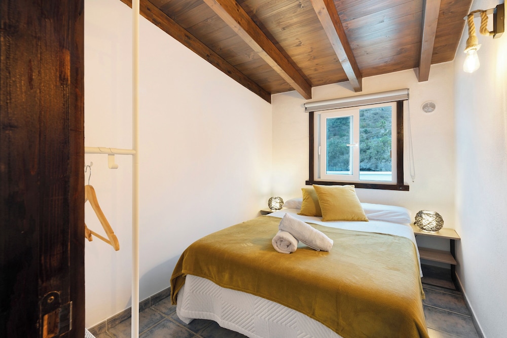 Vacation Home "ÁTico Miranda" With Jacuzzi, Views Of El Teide & Wi-fi - Icod de los Vinos