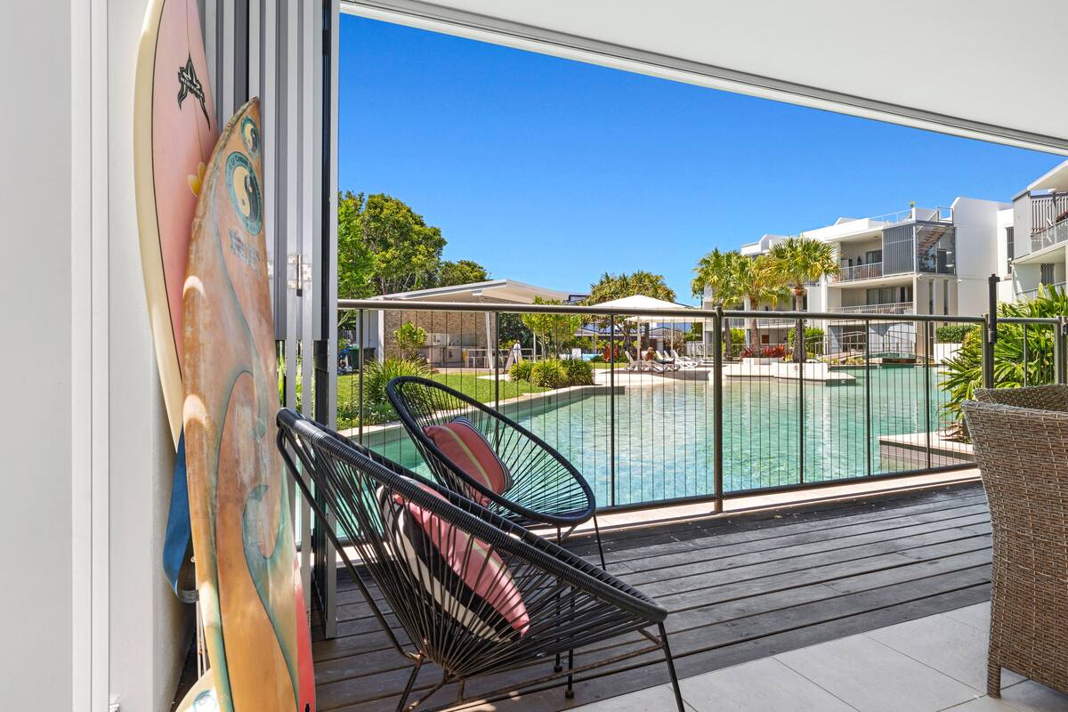 Apartamento Deluxe, 3 quartos, acesso à piscina, vista para a piscina | Vista do quarto