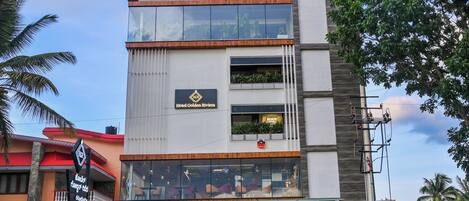 Fachada da propriedade