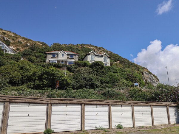Windycroft, Pet Friendly, Character Holiday Cottage In Barmouth - Barmouth