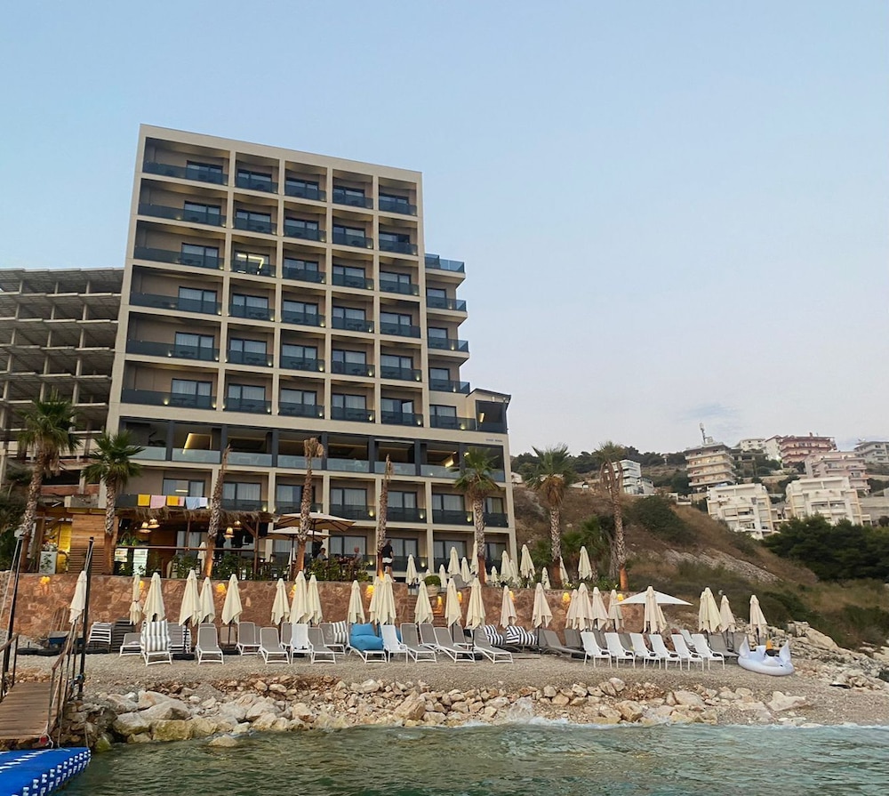 Joelle Premium Hotel - Saranda