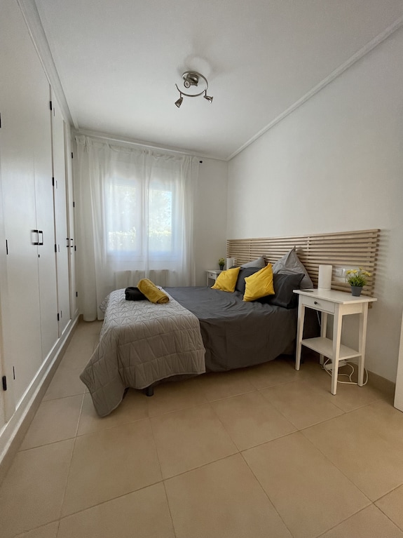 2 Bedroom Villa With Heated Pool - Los Alcázares