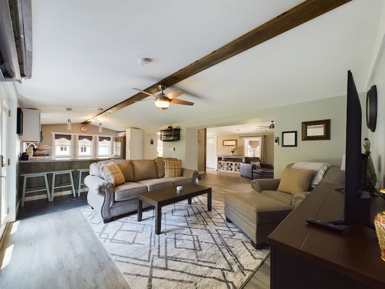 On The Trail! Newly Remodeled, Happy Trails Home - Munising, MI