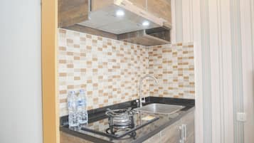 Estúdio | Cozinha privada | Um frigorífico/congelador grande, uma placa de cozinha