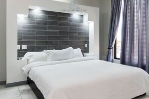 Cofres nos quartos, individualmente mobiliados