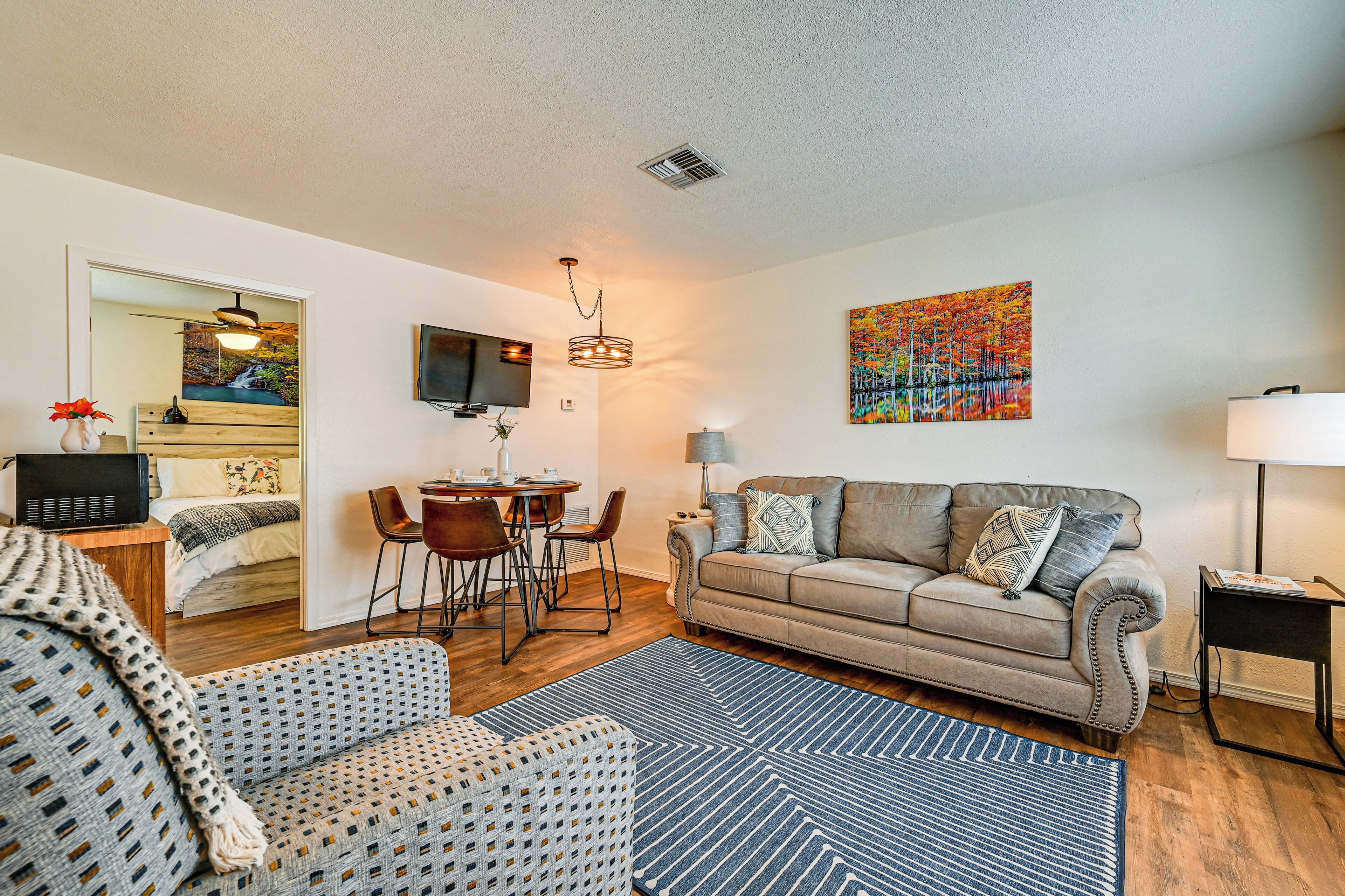 Fishing Pond & Pier: Secluded Broken Bow Cottage! - Broken Bow, OK