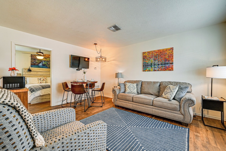 Fishing Pond & Pier: Secluded Broken Bow Cottage! - Oklahoma