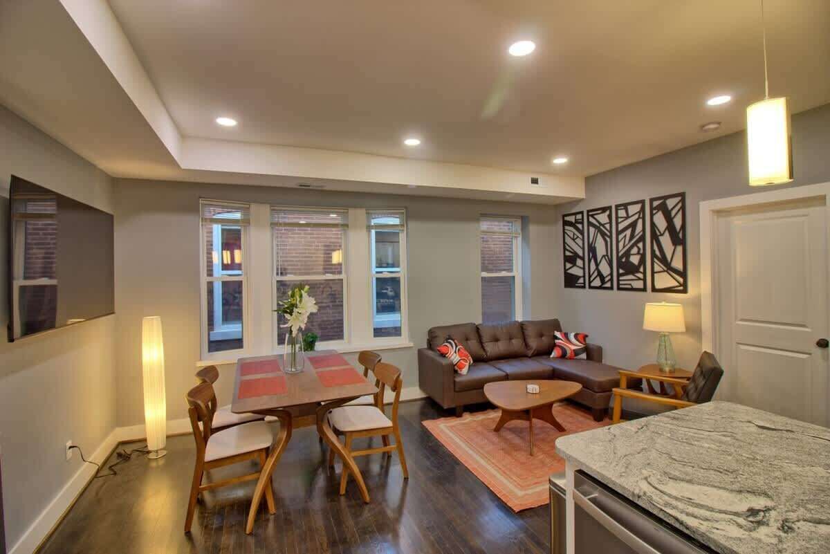 Chic 2br Gem | Tg Park | Patio+yard+w/d+workspace - Kirkwood, MO