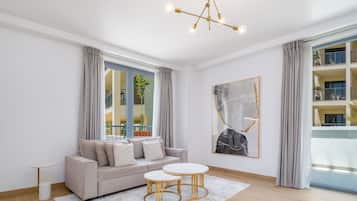 Apartamento | Área de estar | TV de tela plana