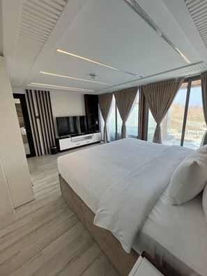 Chalé Signature, 1 cama king-size, terraço, vista para o mar | Roupa de alta qualidade, cofre no quarto, com decoração personalizada