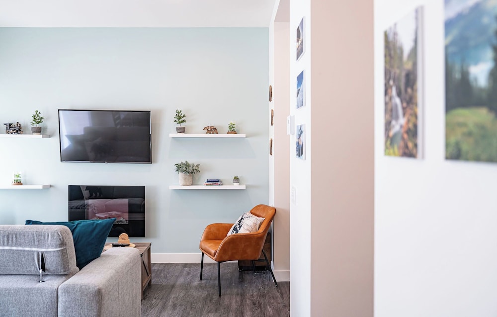 Peak Paradise By Revelstoke Vacations - Revelstoke