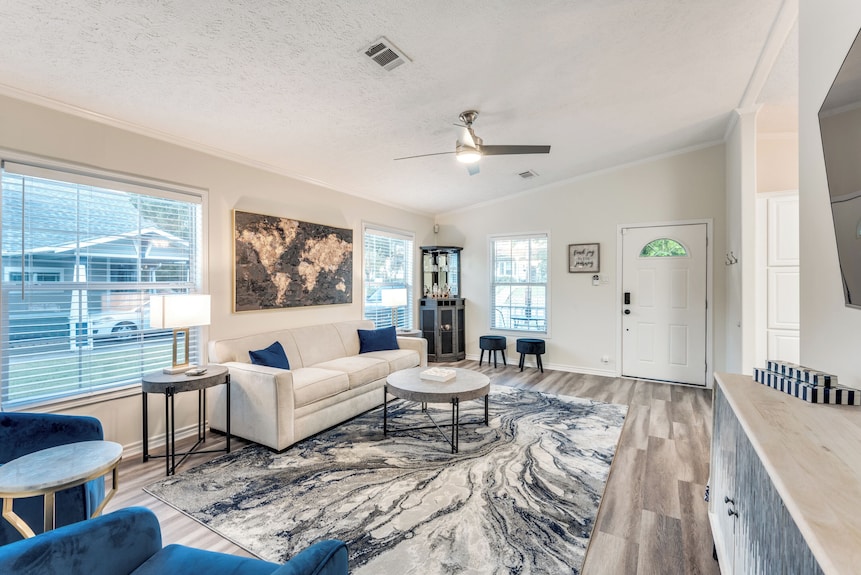 5 Min. Stroll To Downtown Mckinney! Family & Pet Friendly Cottage - Texas