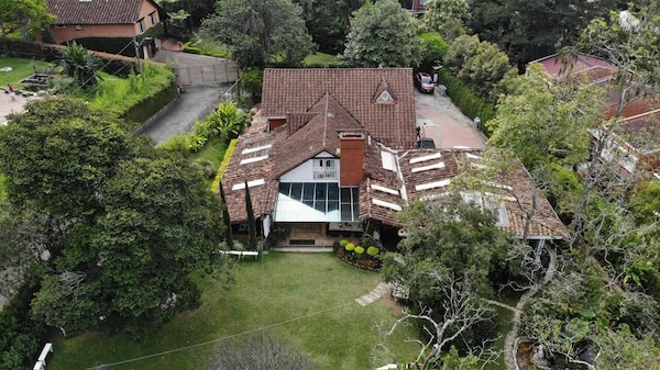 Hotel Casa Madero - Envigado