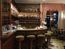 Bar (no alojamento)