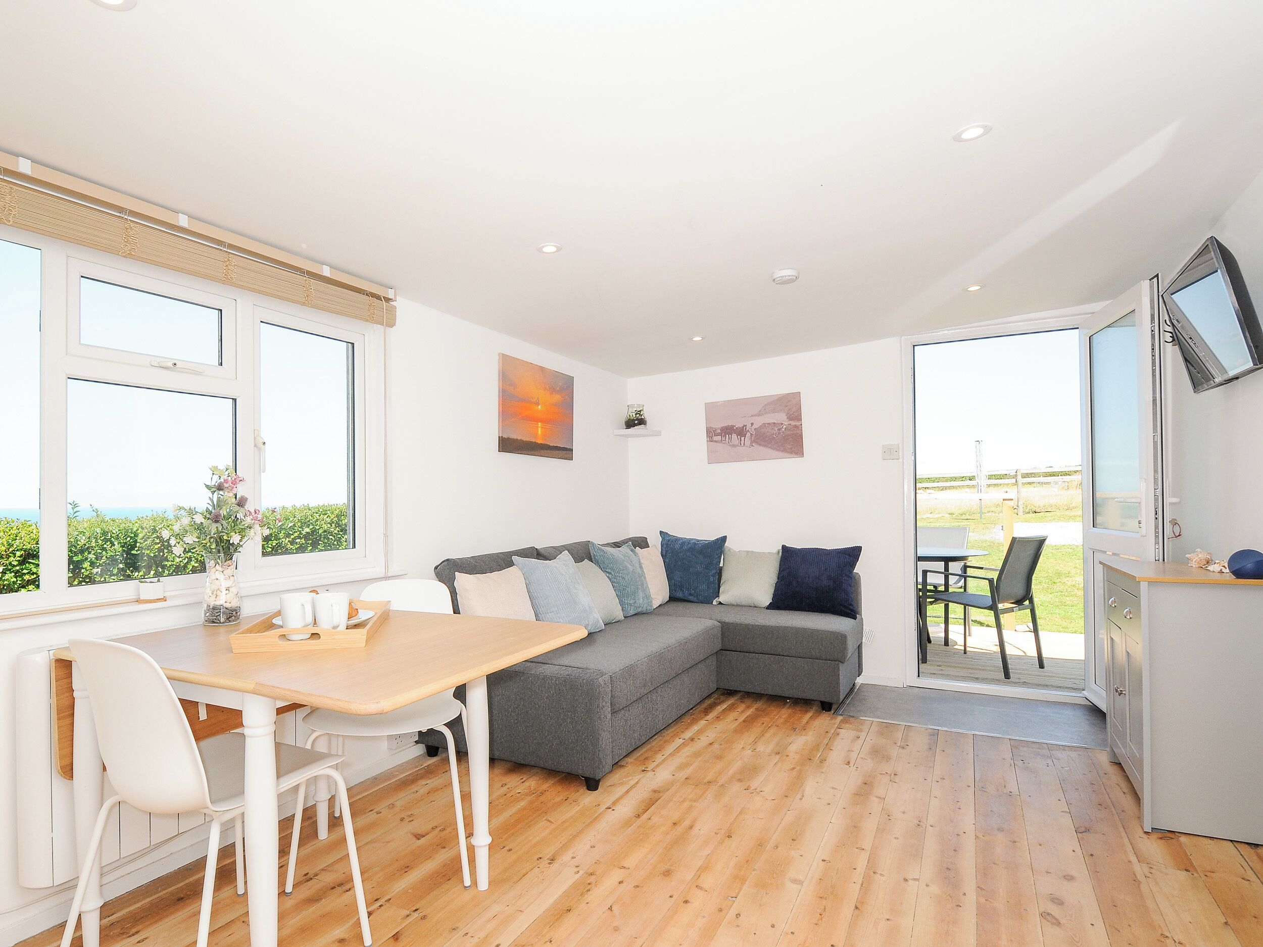 Lundy View Chalet, Pet Friendly, With Hot Tub In Widemouth Bay - Bude