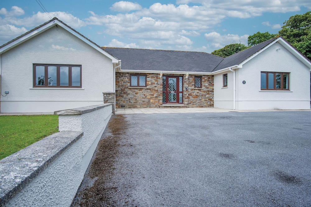 Springfield Lodge - 3 Bedroom Home - Princes Gate - Pembrokeshire
