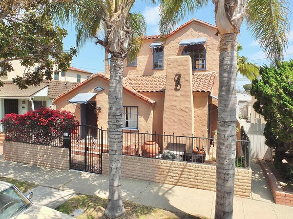 La Brisa 1 Block From The Beach! - Long Beach, CA