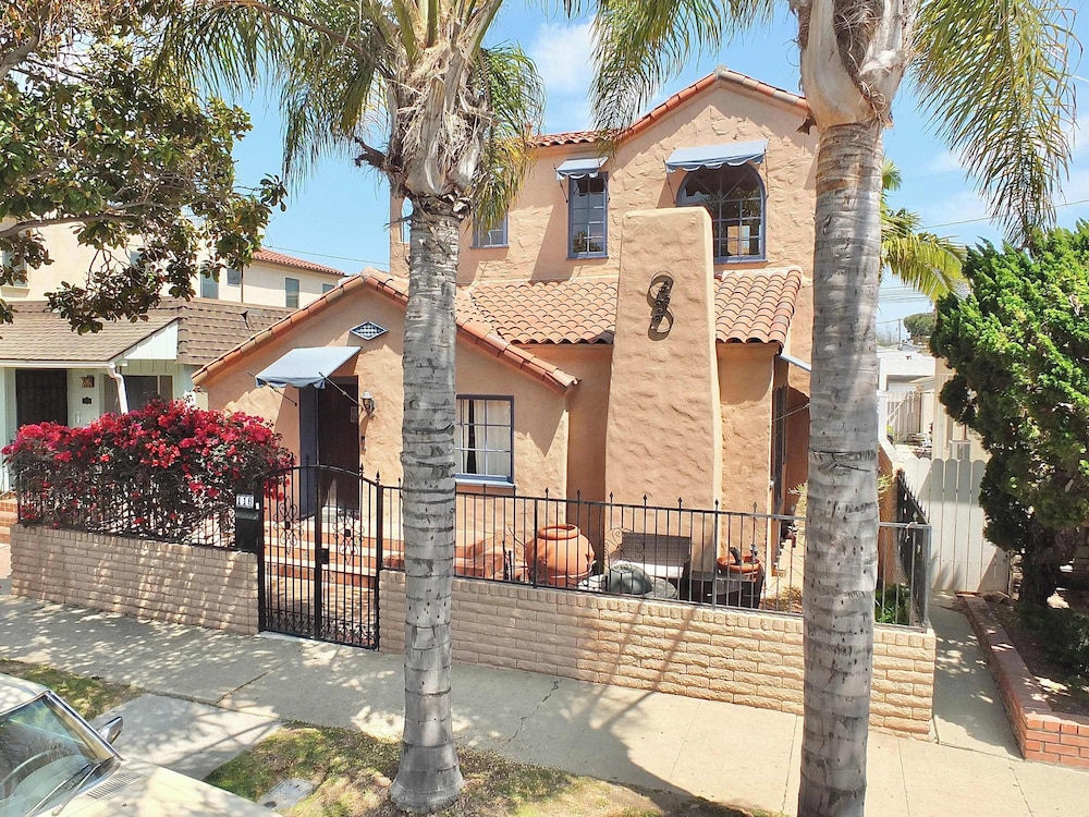 La Brisa 1 Block From The Beach! - Long Beach, CA