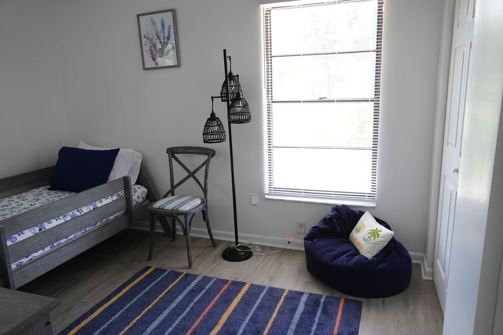 "Charming Home For Your Vacation” - Lake Placid, FL