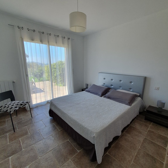 Appartement T2 Situé Dans Un Charmant Village De La Région Du Nebbiu - Cap Corse