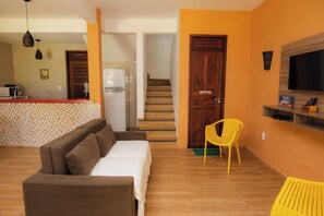 Dúplex | Roupa de alta qualidade, com decoração personalizada 