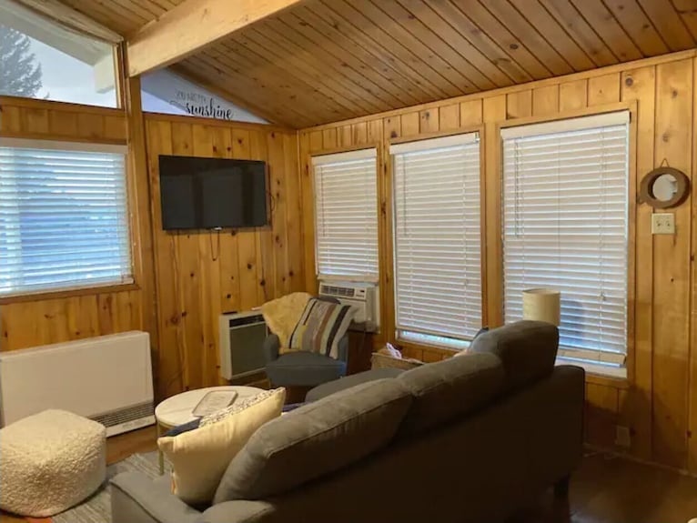 Winter Wonderland At Zion's Bryce House By Zion And Bryce National Parks! - Utah