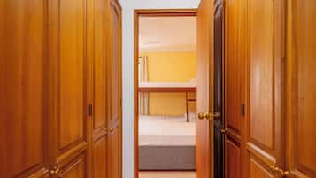 Quarto Deluxe | 1 quarto, ferro/tábua de engomar, Wi-fi grátis, roupa de cama fornecida