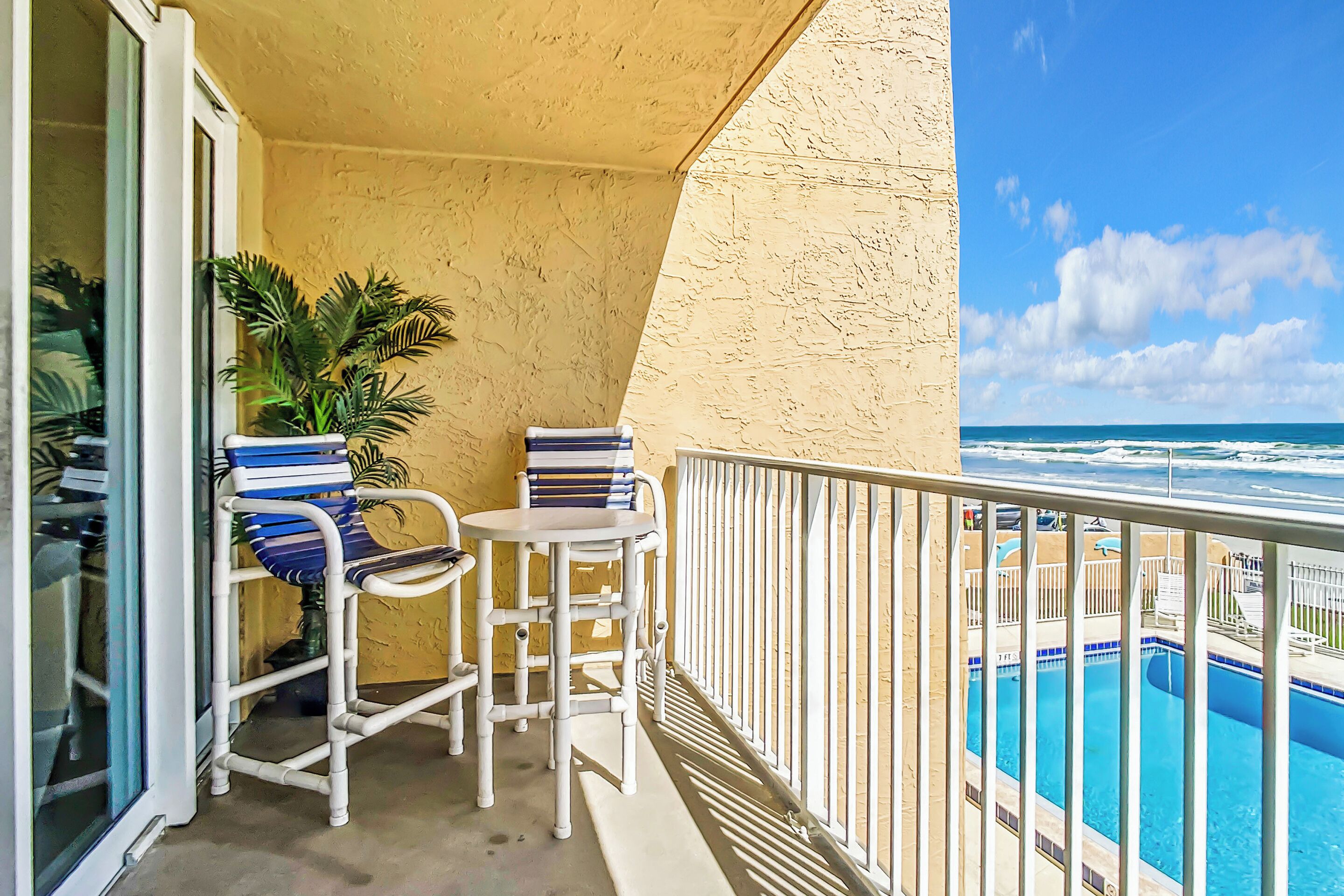 Oceania Beach Club Beachfront Condos, New Smyrna Beach: Reviews & Hotel ...