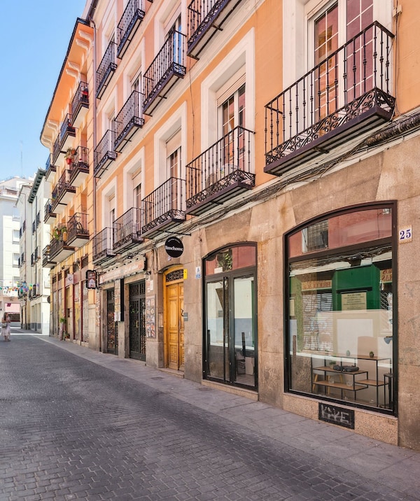 Limehome Madrid Calle De Santa Ana - Madrid